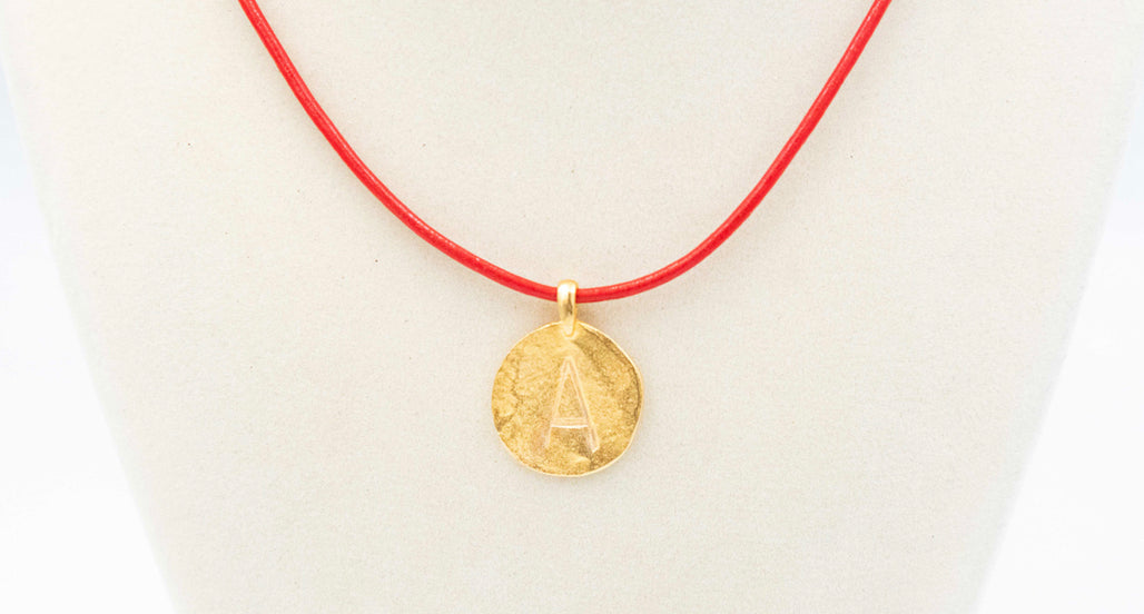 Lucky You Necklace – The Mom Edit