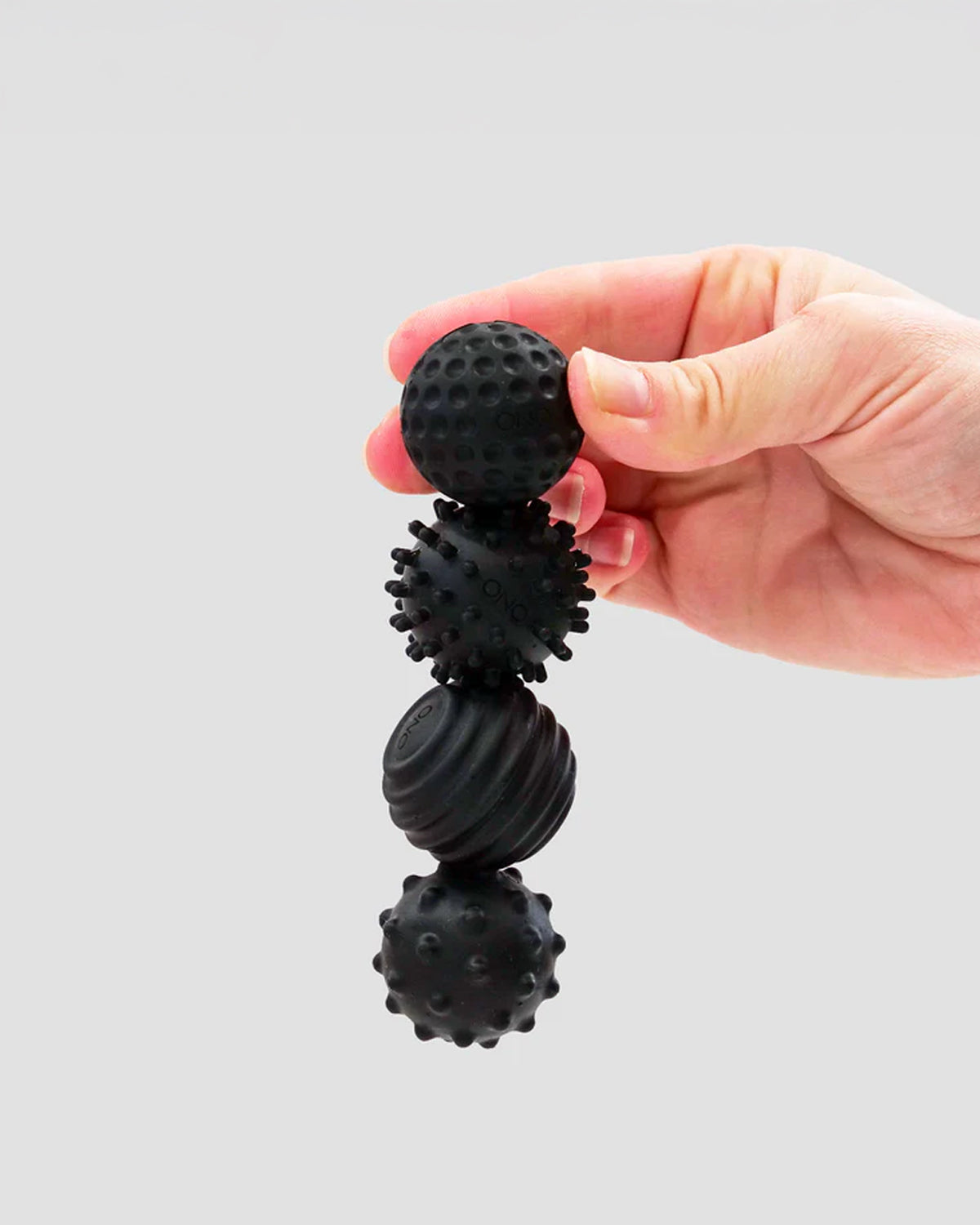 Signet Fidget Magnets: Fun Stress-Relief Gift – The Mom Edit